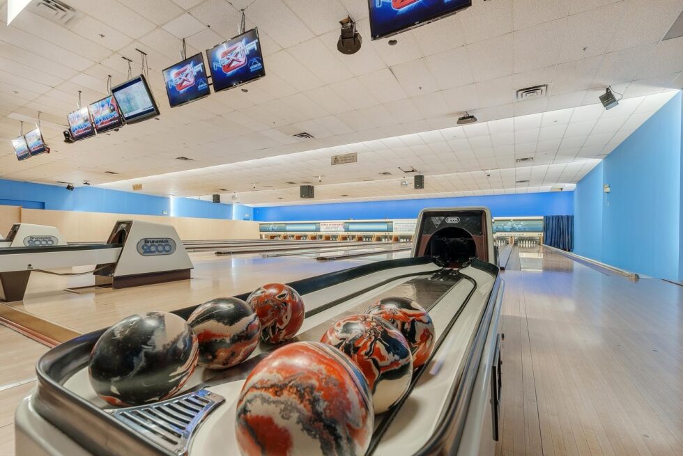 Salon de quilles Laval | Salle de quilles (bowling)